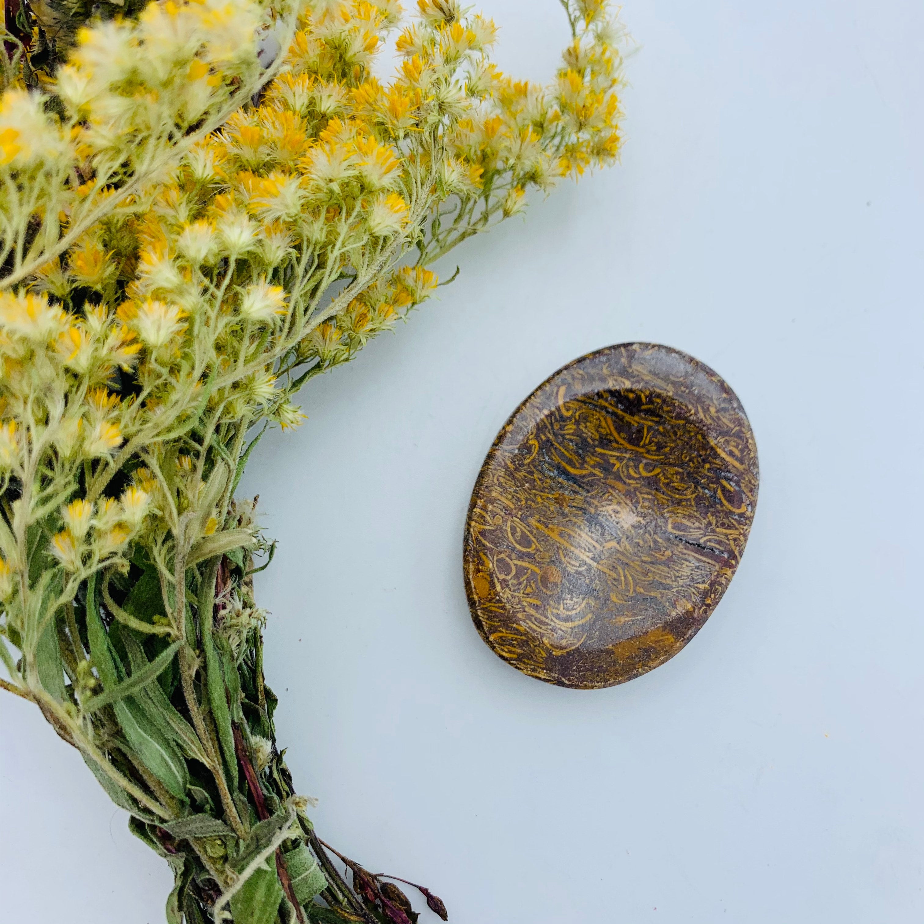 Caligraphy Jasper Worry Stone | Alabaster & Ash